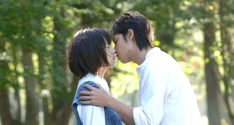 12 Rekomendasi Film Jepang Romantis Terbaik. Wajib Nonton!